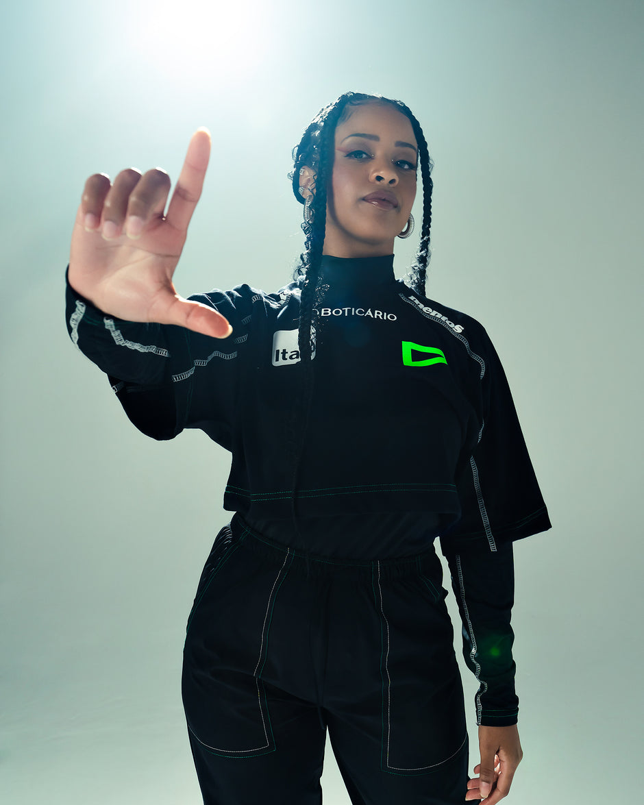 Uniforme oficial – LOUD