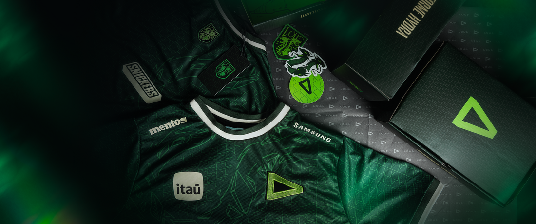 Uniforme oficial – LOUD